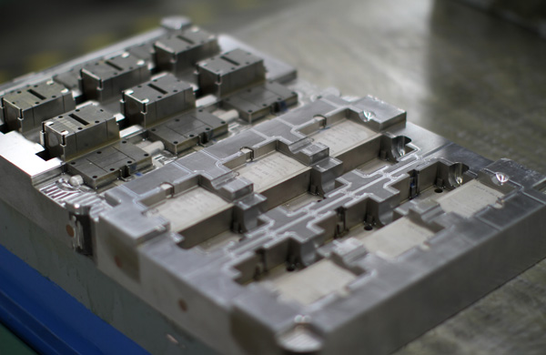 How to effectively control the processing cost of injection molds ...